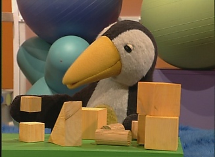 Ready Set Learn with Paz: All Aboard | Discovery Education